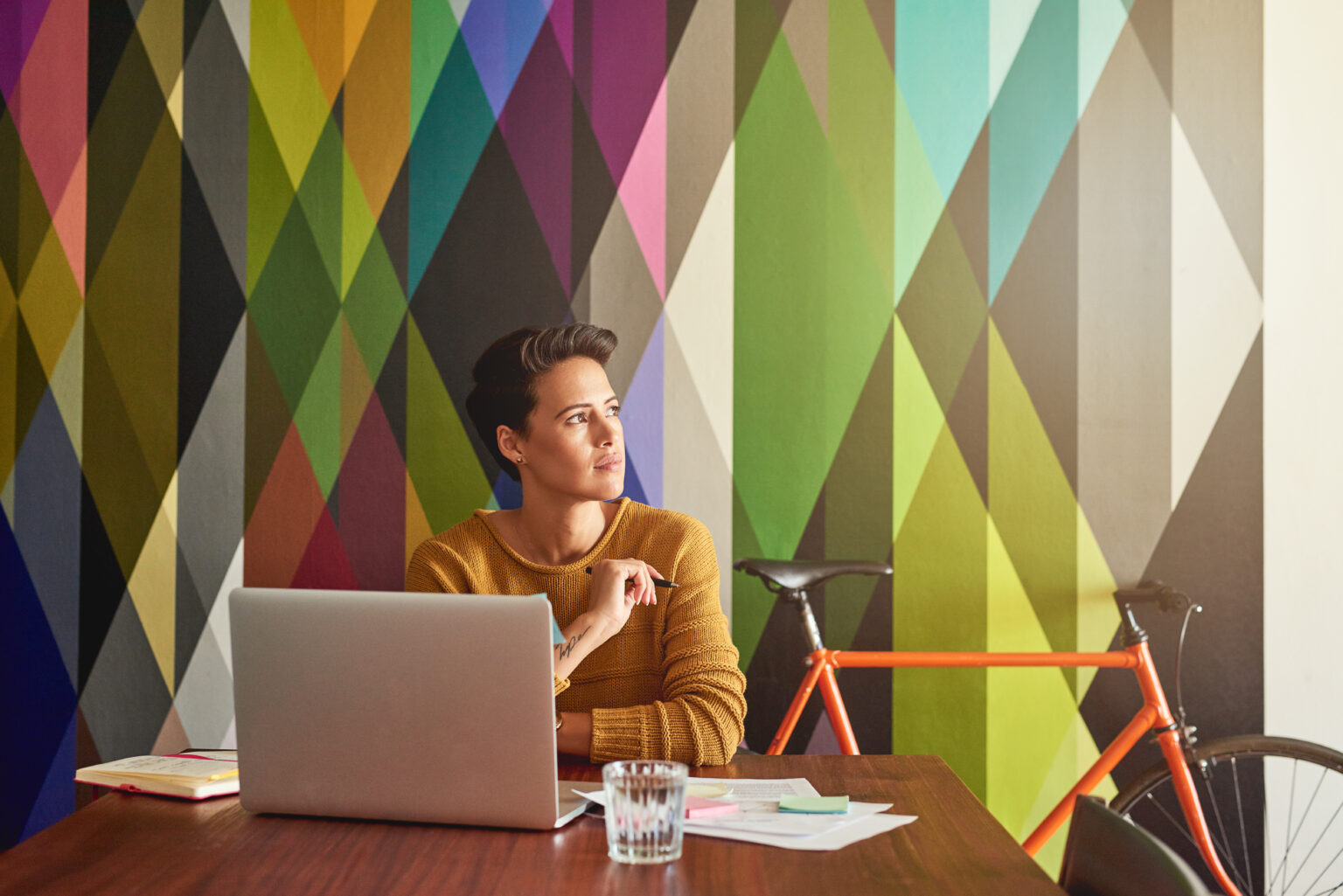 10 Types of Wallpaper Explained: Pros, Cons & Best Uses